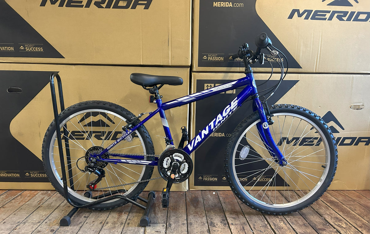 24" Ignite Vantage Navy – Claudy Cycles